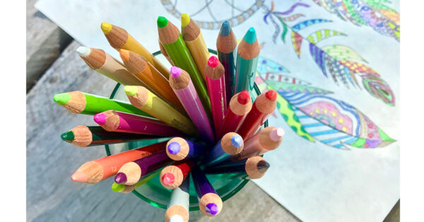 Christmas Ornament Drawing {4 Easy Steps}! - The Graphics Fairy