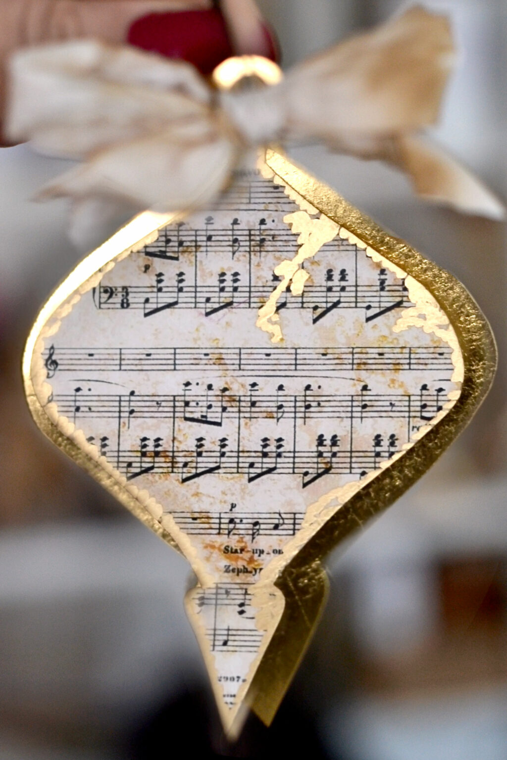 DIY Sheet Music Christmas Ornaments! - The Graphics Fairy