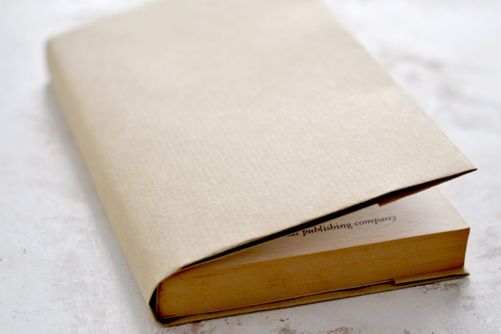 Paper Book Covers! - The Graphics Fairy