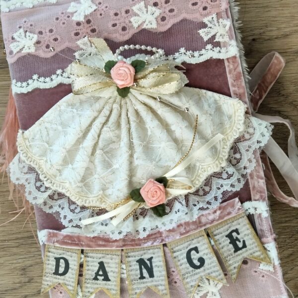 112 Junk Journal Ideas! - The Graphics Fairy